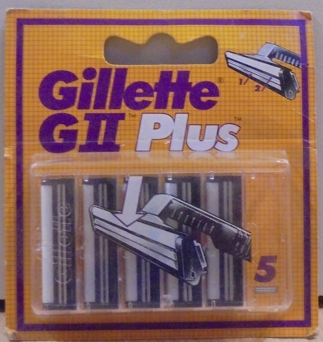 Gillette GII Plus Razor Blades - Smooth & Comfortable for men